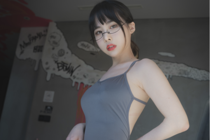 韩国Uhye (이유혜) – 微博coser全部作品[写真合集] – 图酱社